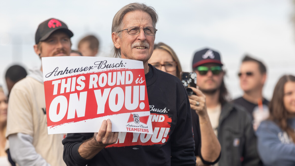 Teamsters rally in Jacksonville in negotiations with Anheuser-Busch ...