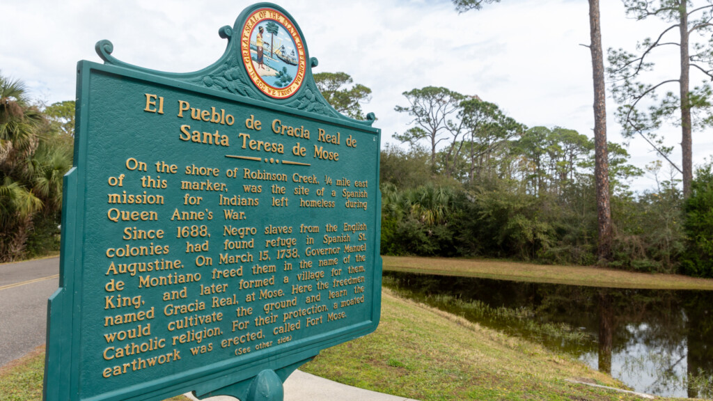 Fort Mose begins reconstruction of 18th century community ...