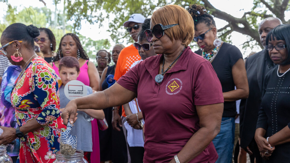 Soil collection ceremony marks 1-year anniversary of Dollar General ...