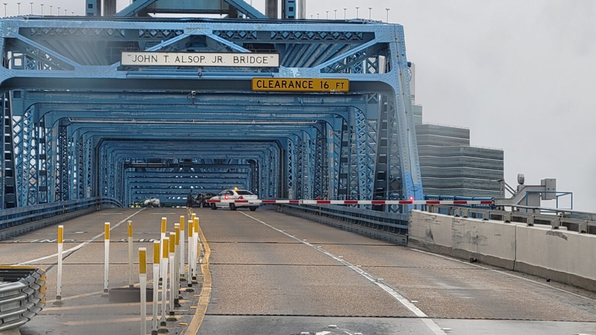 Hurricane Milton bears down on Florida, but risks ease in Jacksonville ...