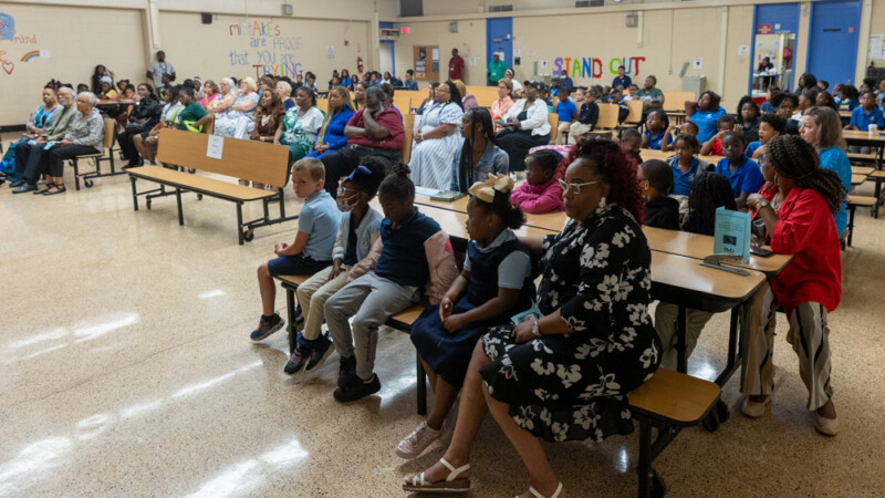 PHOTO ESSAY | Jacksonville schools mark closures with smiles amid ...